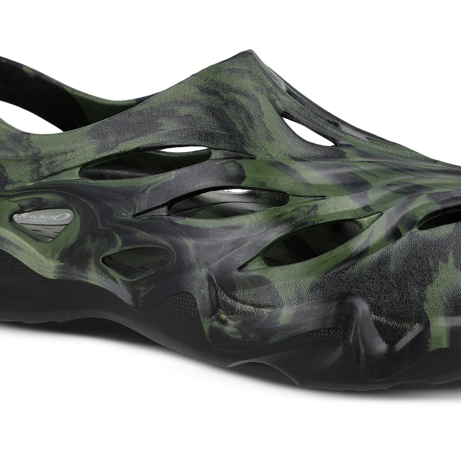 Mens Clogs - Buy Best Clogs for Men Online in India – Walkaroo Footwear