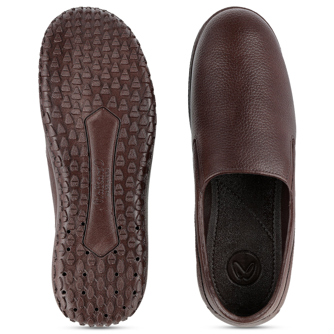 Buy Men's Rain Shoes/Waterproof Shoes Online in India – Walkaroo Footwear